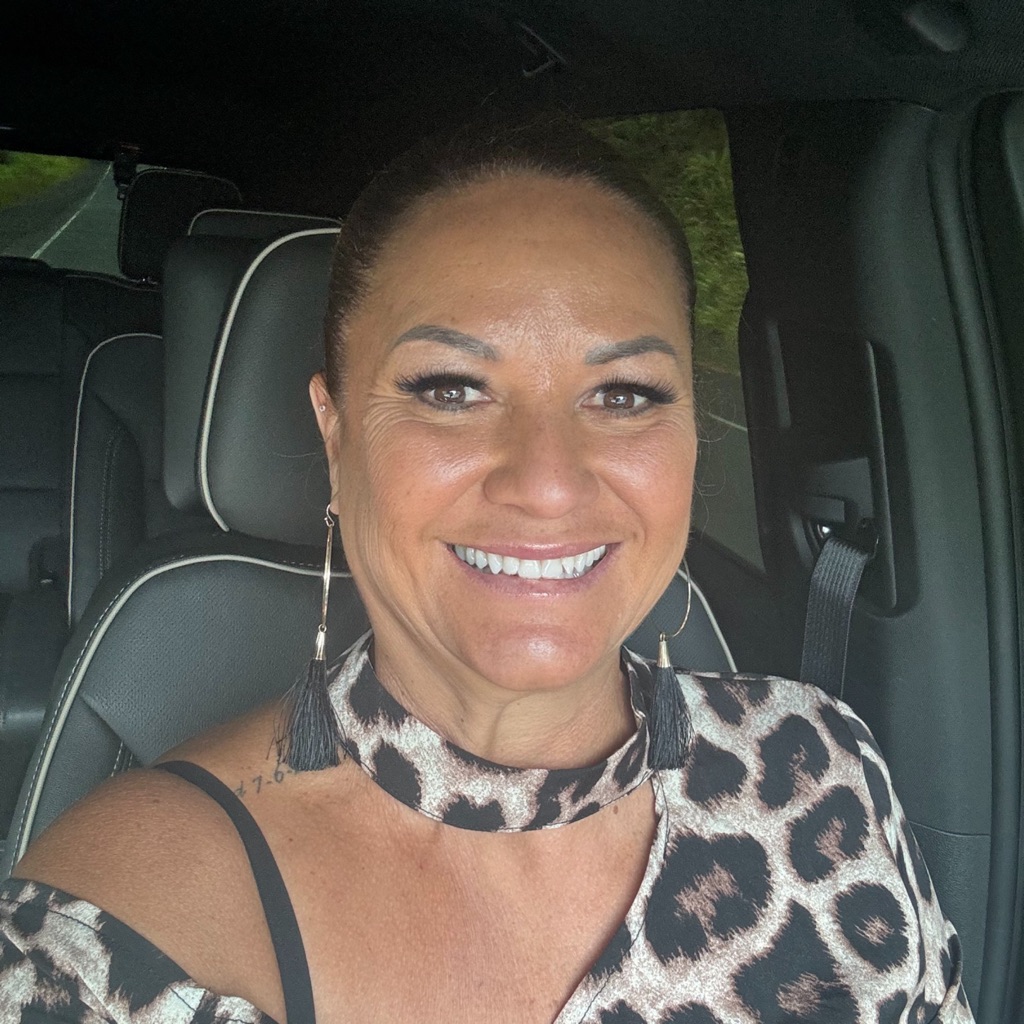 Hawaiian Paradise Park saltwater pool - Private Pool in Keaau - Swimply